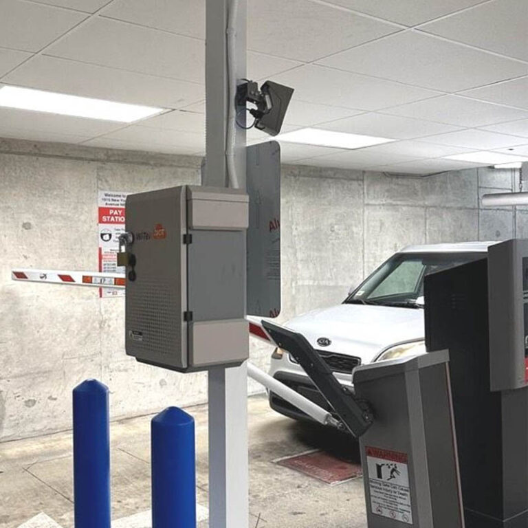 Einar: Access Control Camera with ANPR | Adaptive Recognition